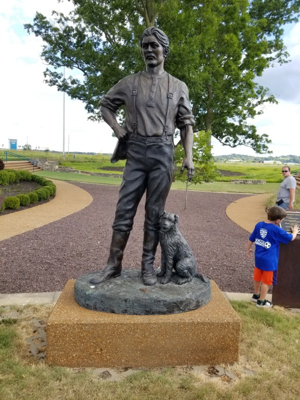 S1E14: Signal the Frog Geocaching Mascot – Geocache Adventures