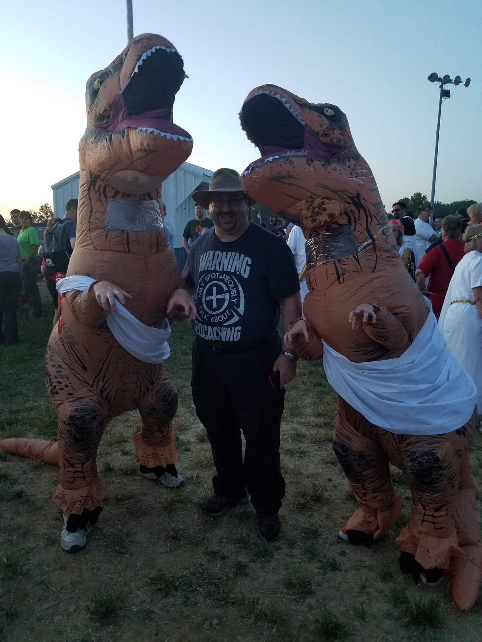 S2E16: Geocaching Giga Events – Geocache Adventures